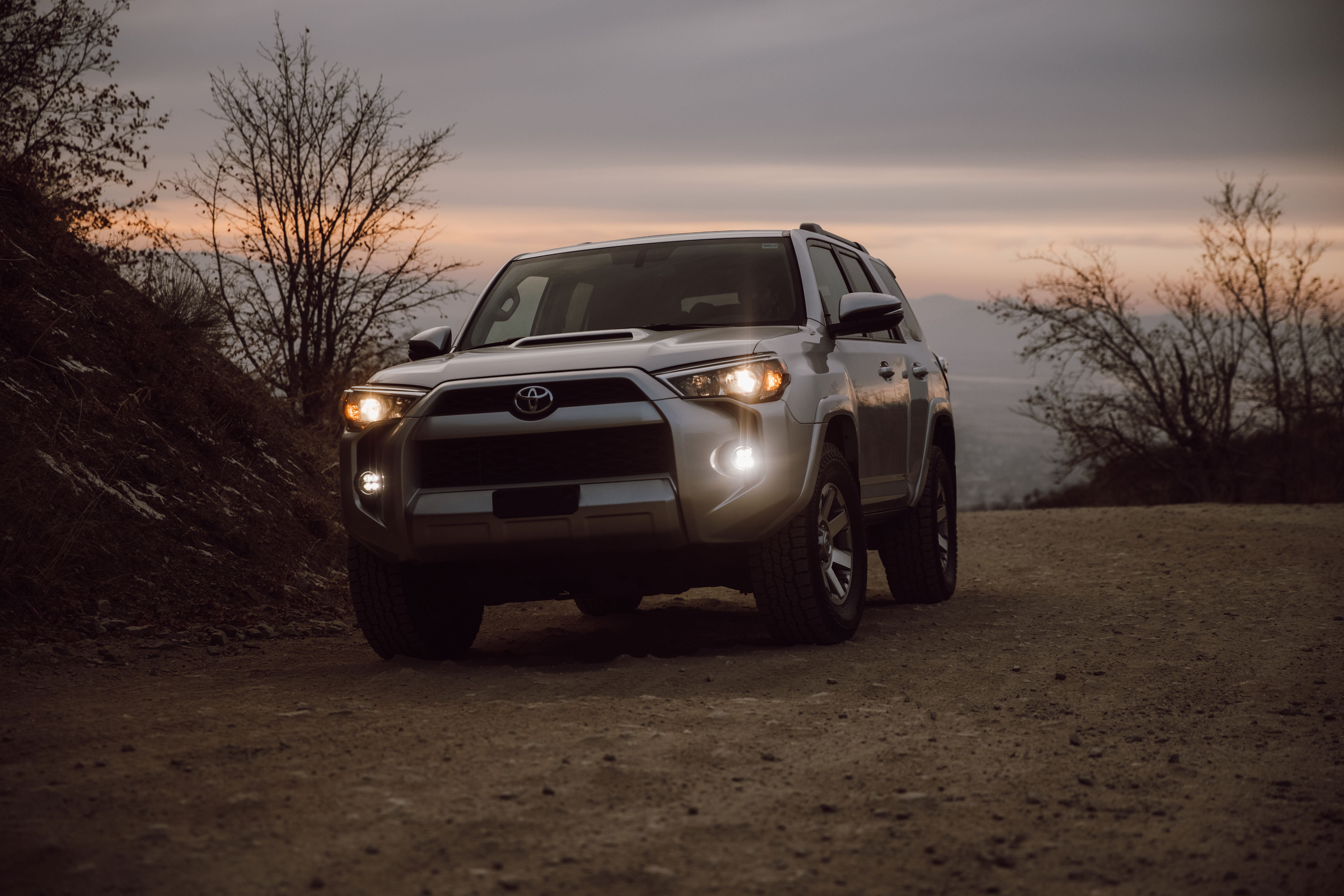 Toyota 4Runner Amber LED Fog Light Kit (2010+) | Heretic Studio